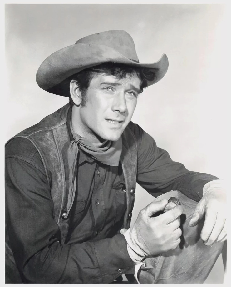 Robert Fuller