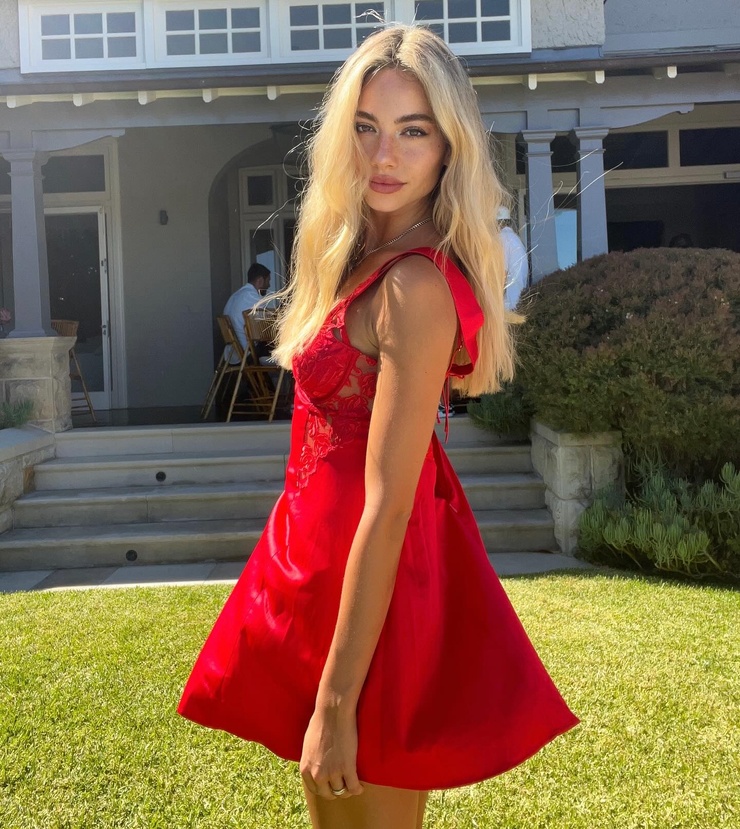 Picture of Ella Ayalon