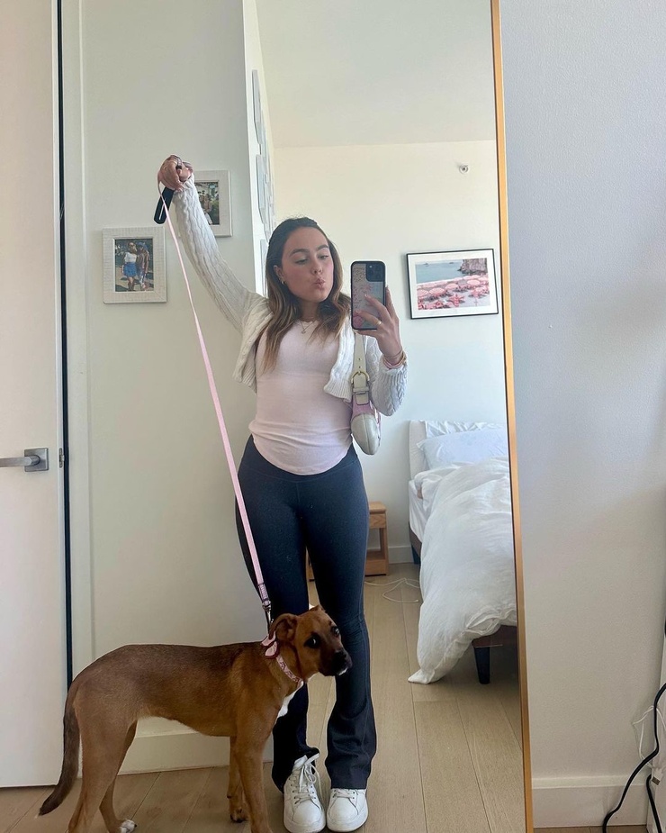 Juliana Penner pictures and photos