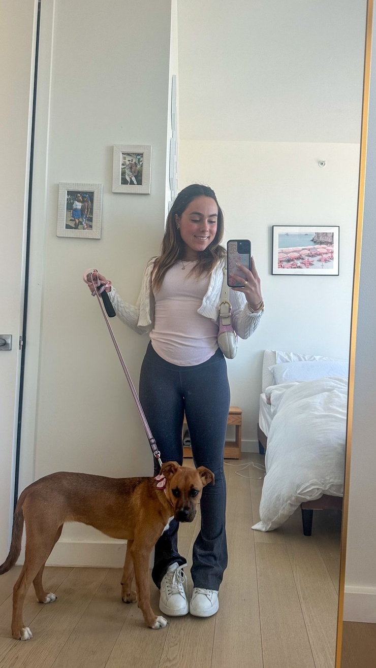 Juliana Penner pictures and photos