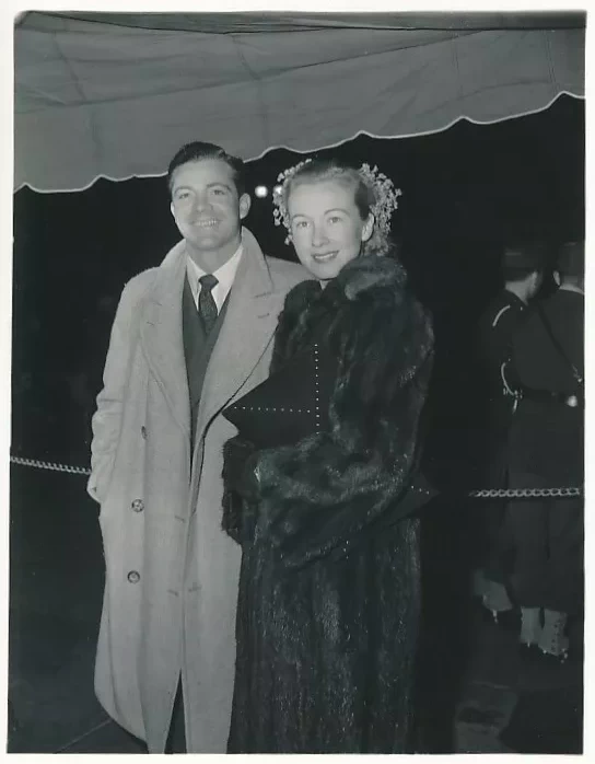 Dana Andrews, Mary Todd