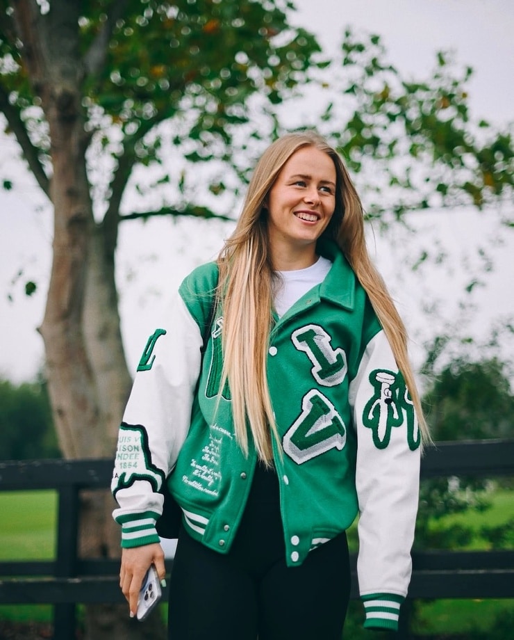 Picture of Hannah Hampton