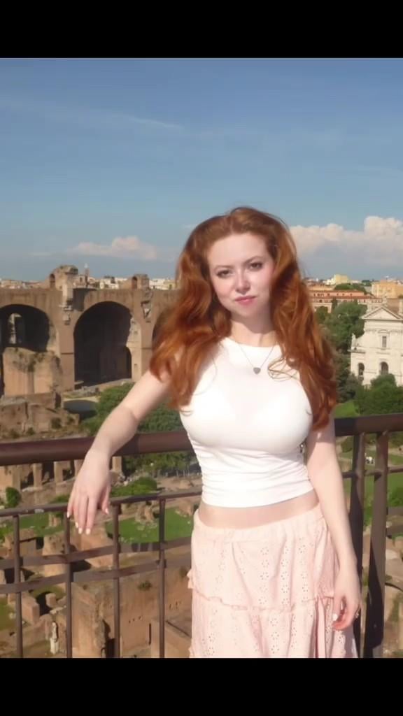 Picture of Francesca Capaldi