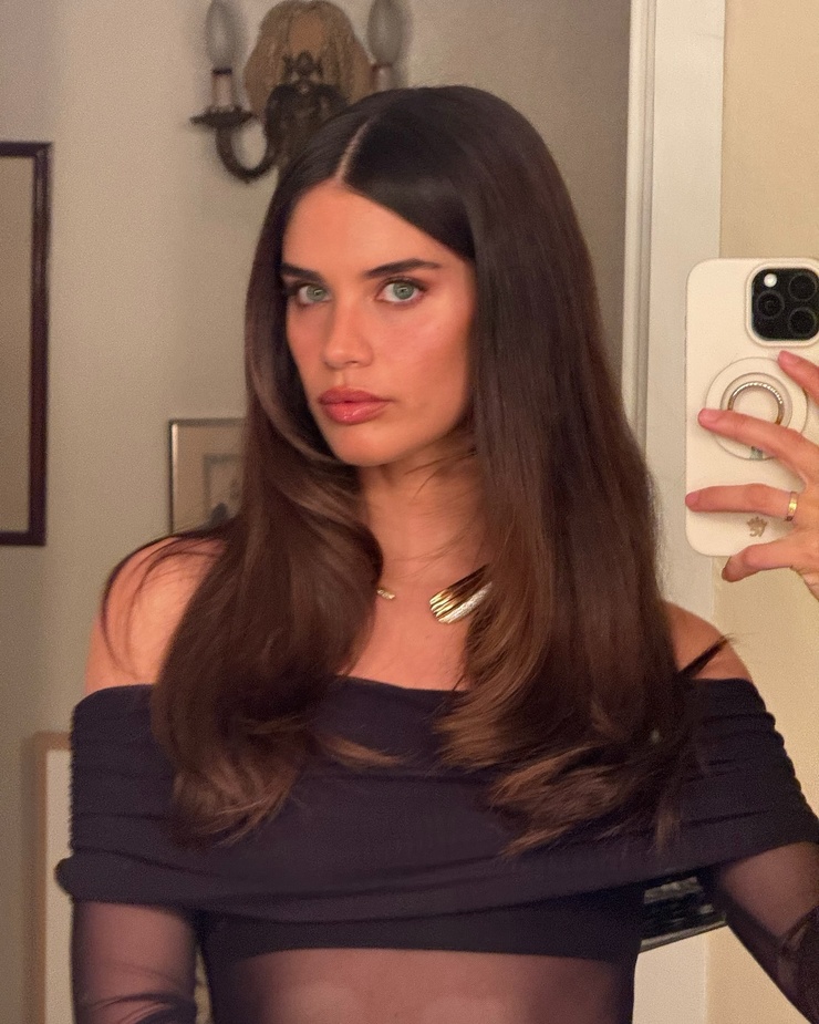 Picture of Sara Sampaio