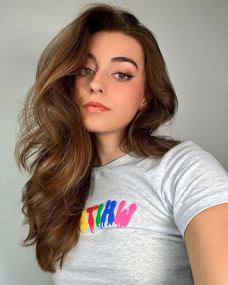 Picture of Lea Martinez