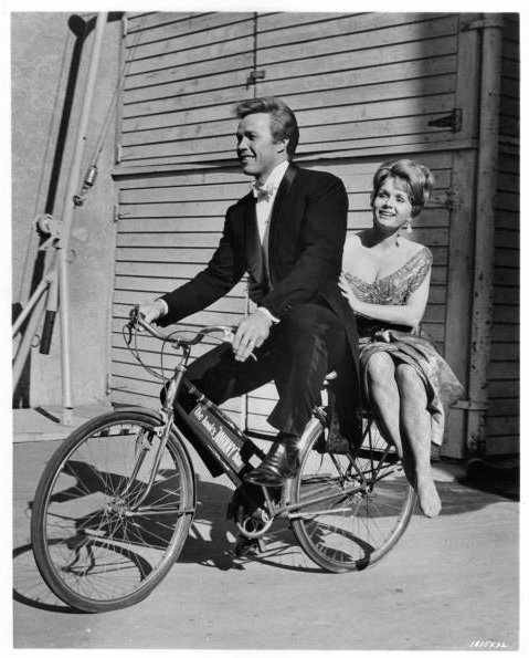 Harve Presnell, Debbie Reynolds