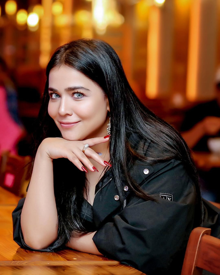 Humaima Malick picture