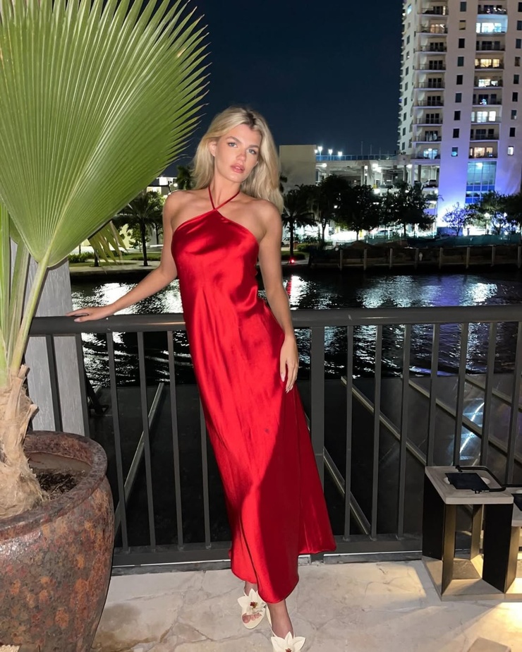 Picture of Stephanie Peterson