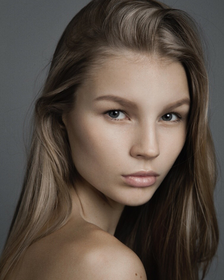 Picture of Anna Zova