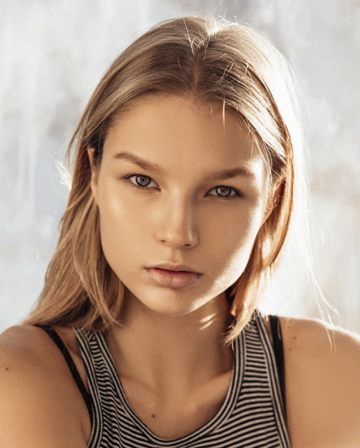 Picture of Anna Zova