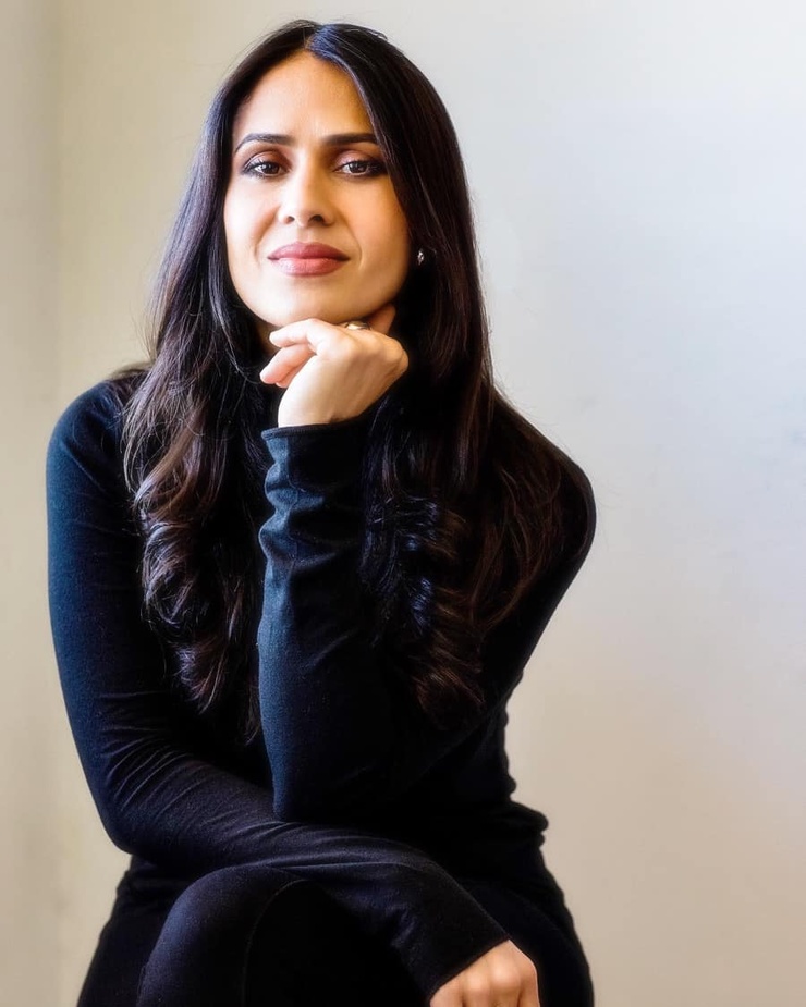 Elizabeth Torres image