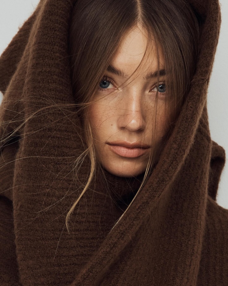 Picture of Lorena RAE