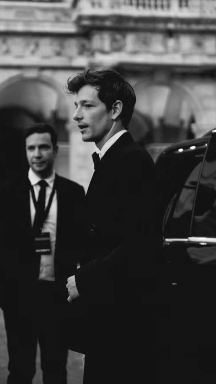 Image of Mike Faist