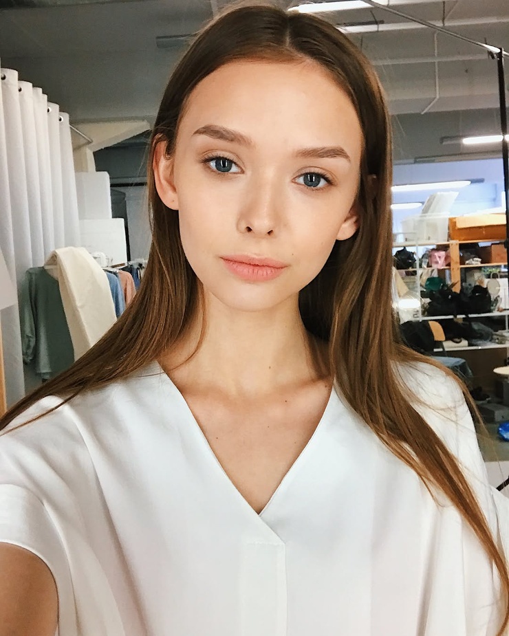 via Instagram (@alisa_kirpichnikova)