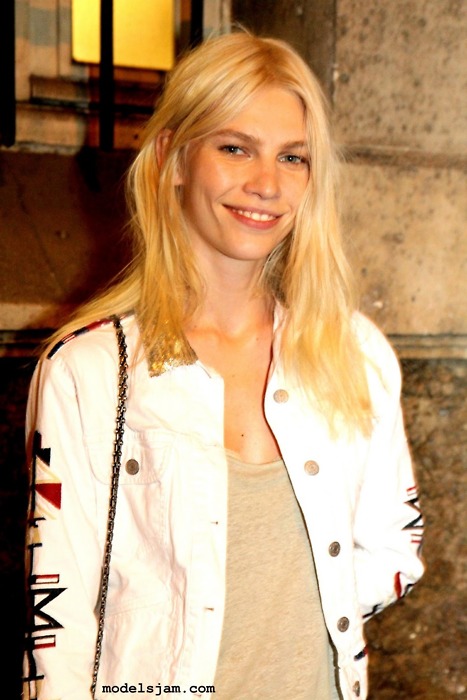 Picture of Aline Weber