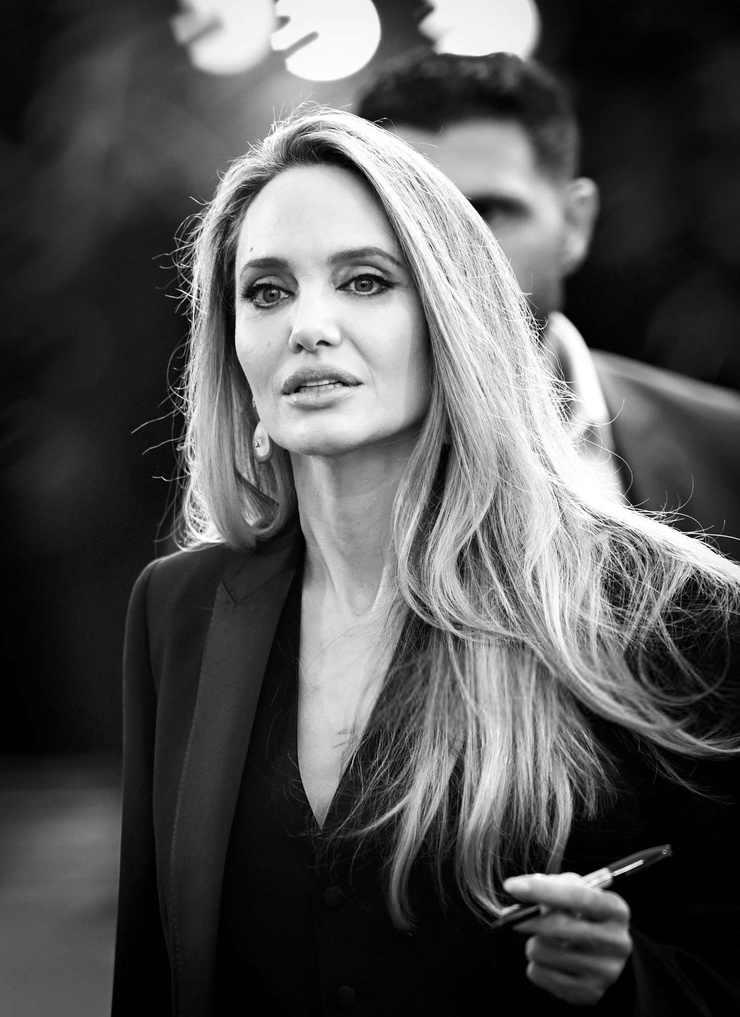 Picture of Angelina Jolie