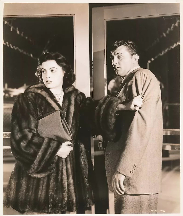 Faith Domergue, Robert Mitchum
