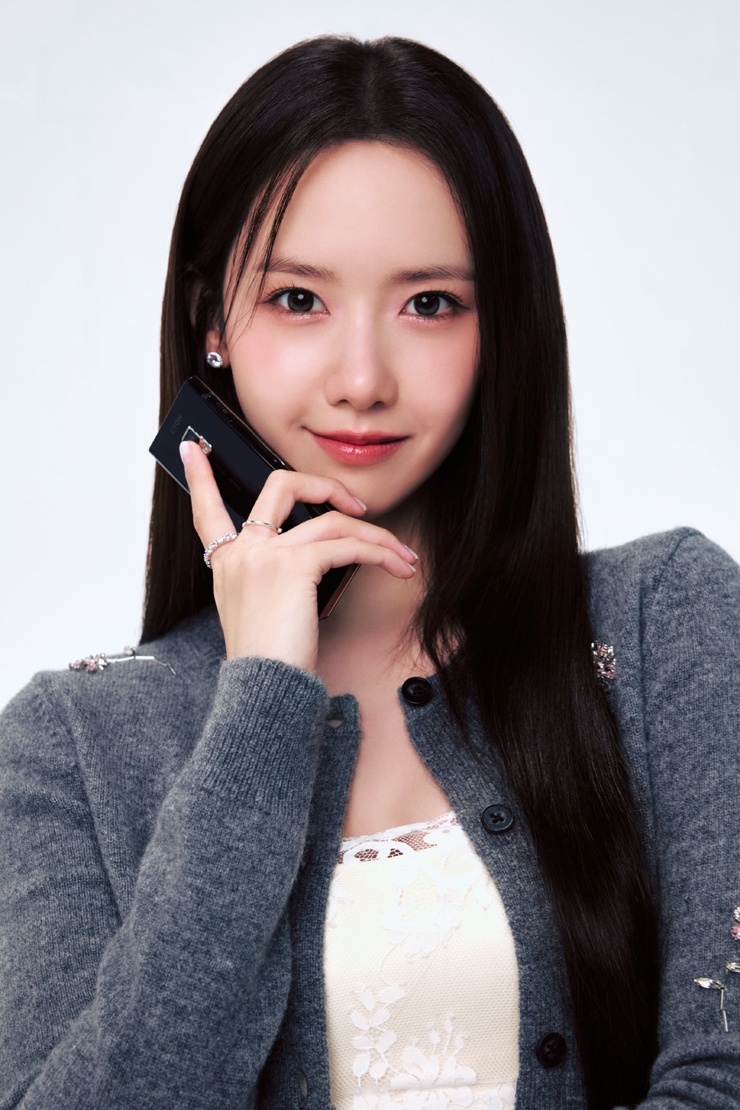 Yoona image