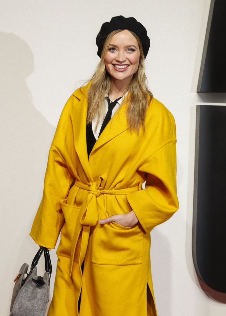 Image of Laura Whitmore