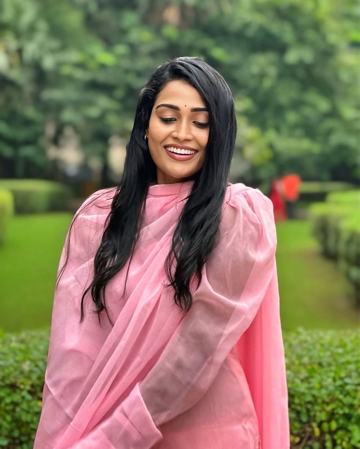 Picture of Poornima Ravi