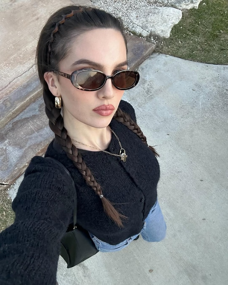 Picture of Maya Henry