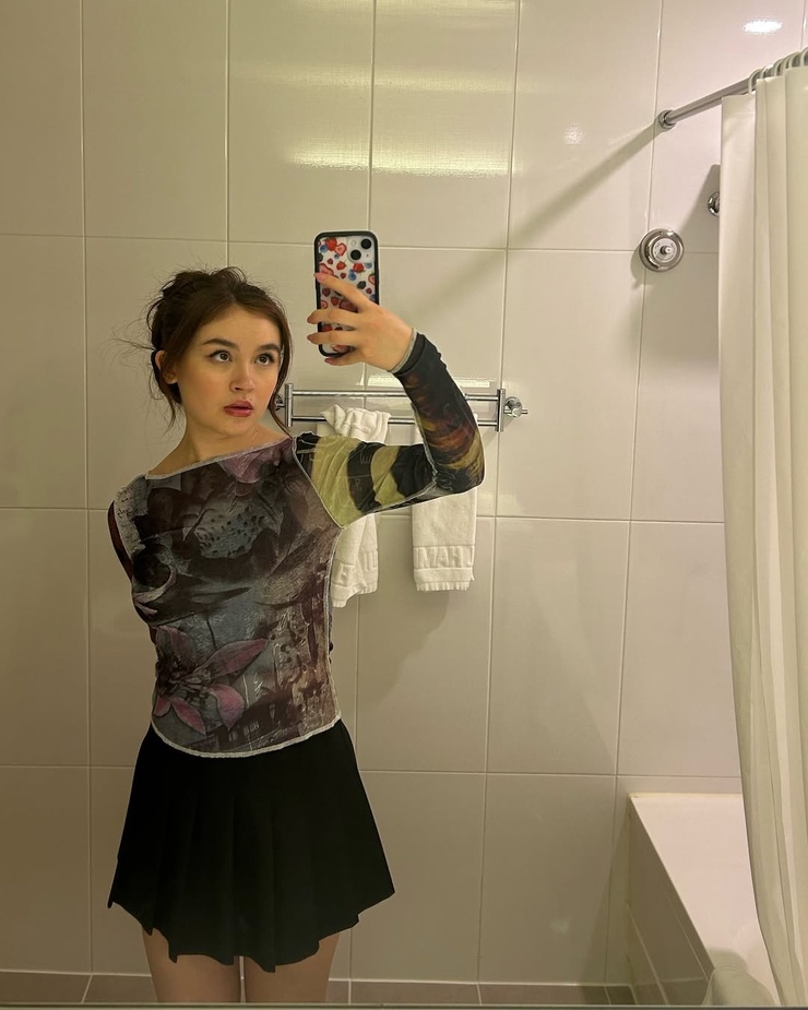 Picture Of Anna Cathcart
