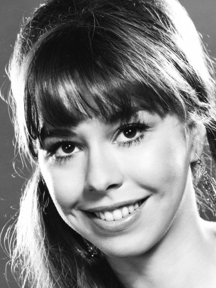 Elaine Giftos her 80th birthday on January 24