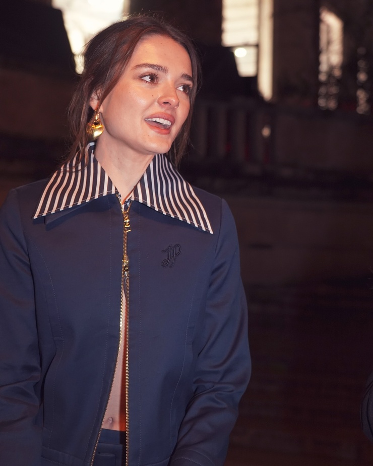 Charlotte Lawrence image