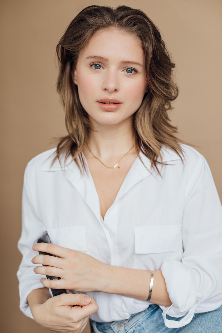 Alexandra Beaton picture