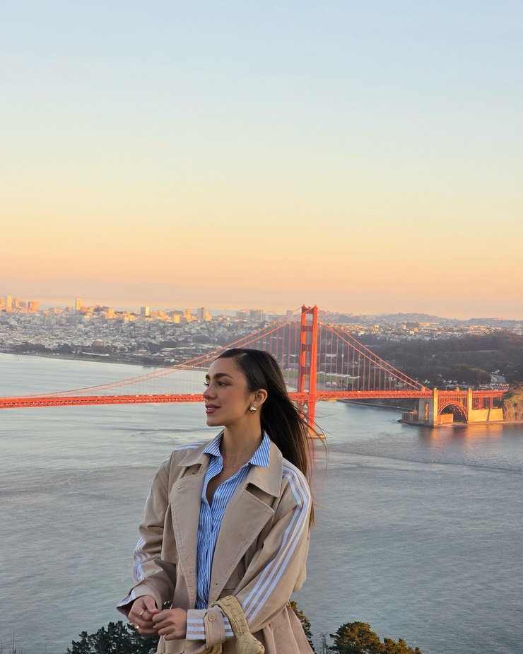 Picture of Luana Barron