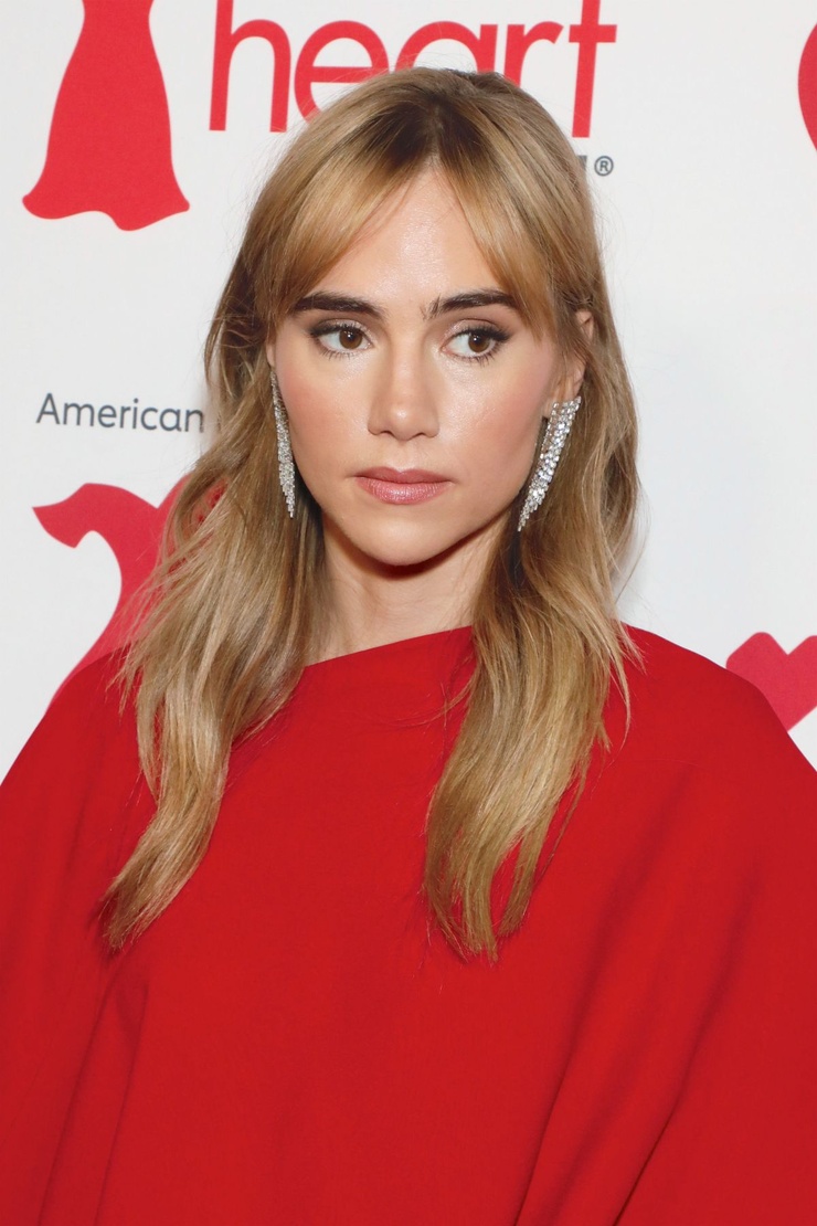 Suki Waterhouse picture