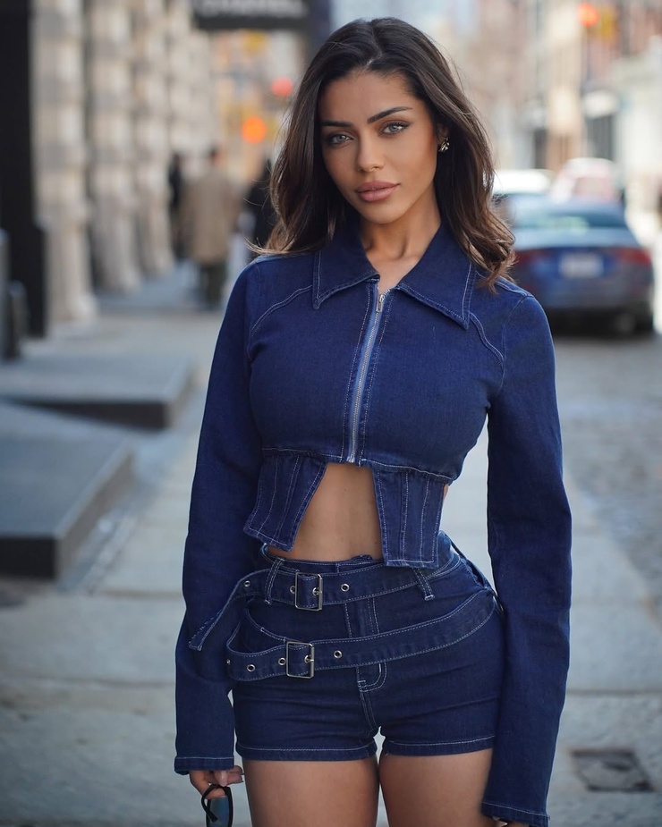 Picture of Dina Khalil