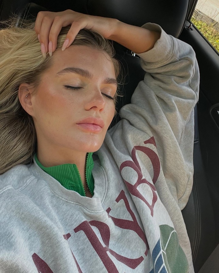 Stephanie Peterson picture