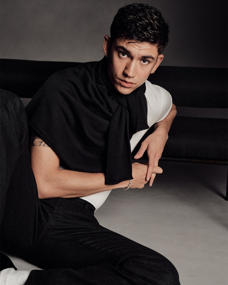 Picture of Archie Renaux