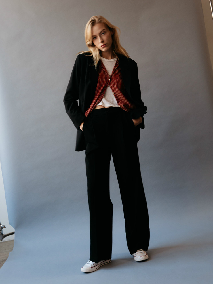 Picture of LAUREN TAYLOR model