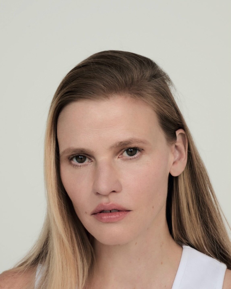 Picture of Lara Stone