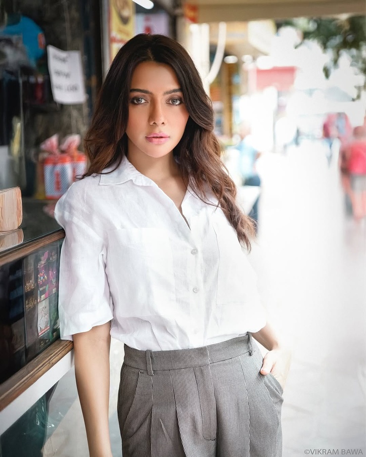 Picture of Ruhi Singh