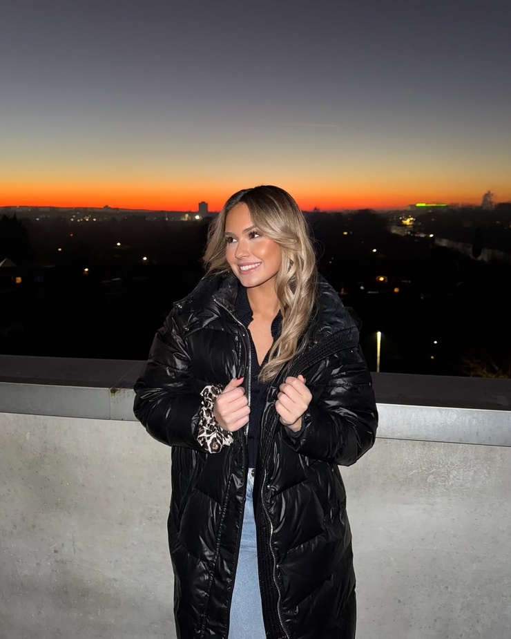 Picture of Alina Nitschke