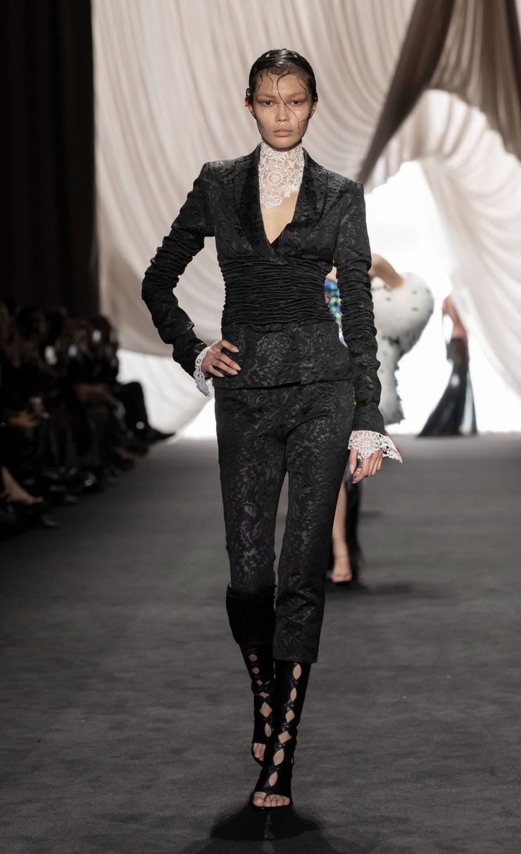 Picture of Heather Diamond Strongarm