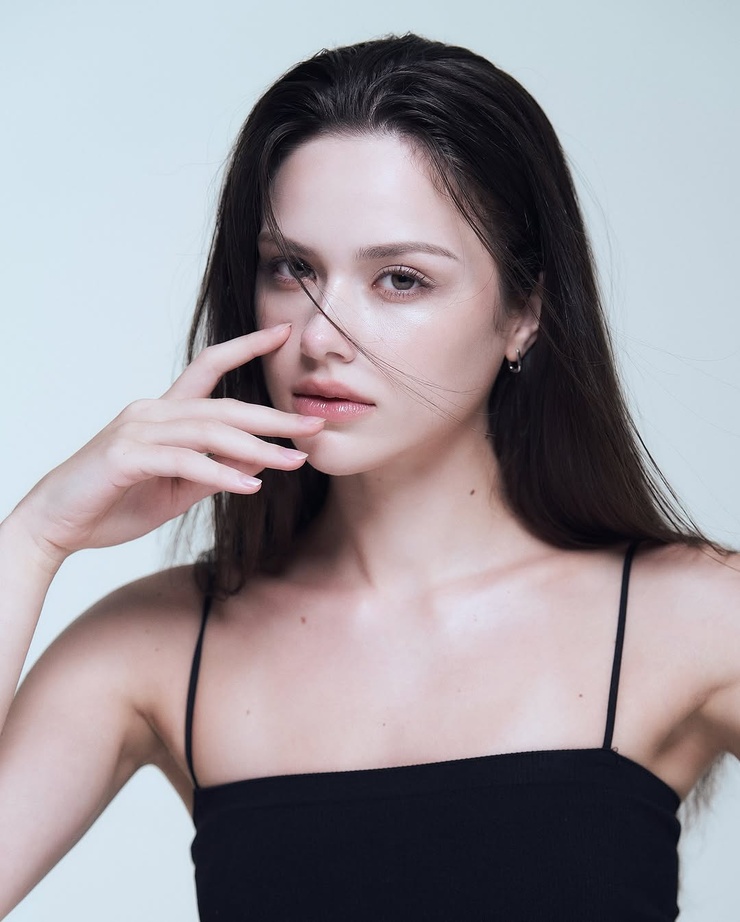 Picture of Lisa Rosh