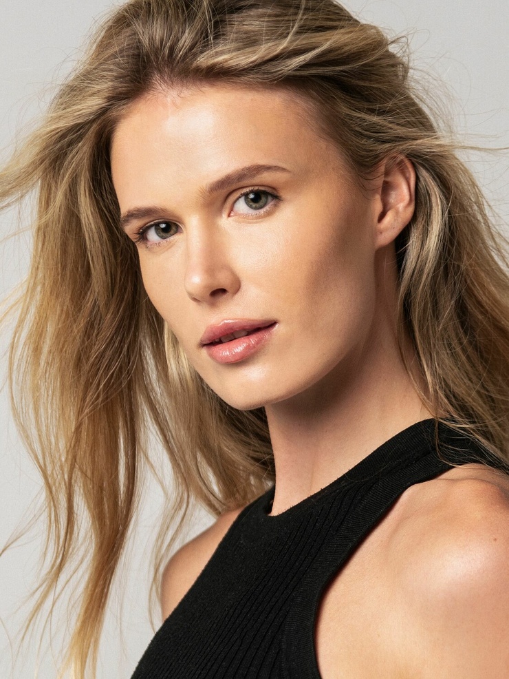 Image of Holly Soderlund