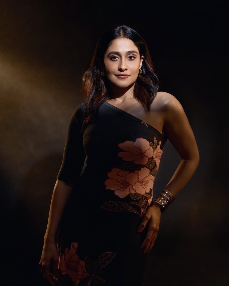 Image of Regina Cassandra