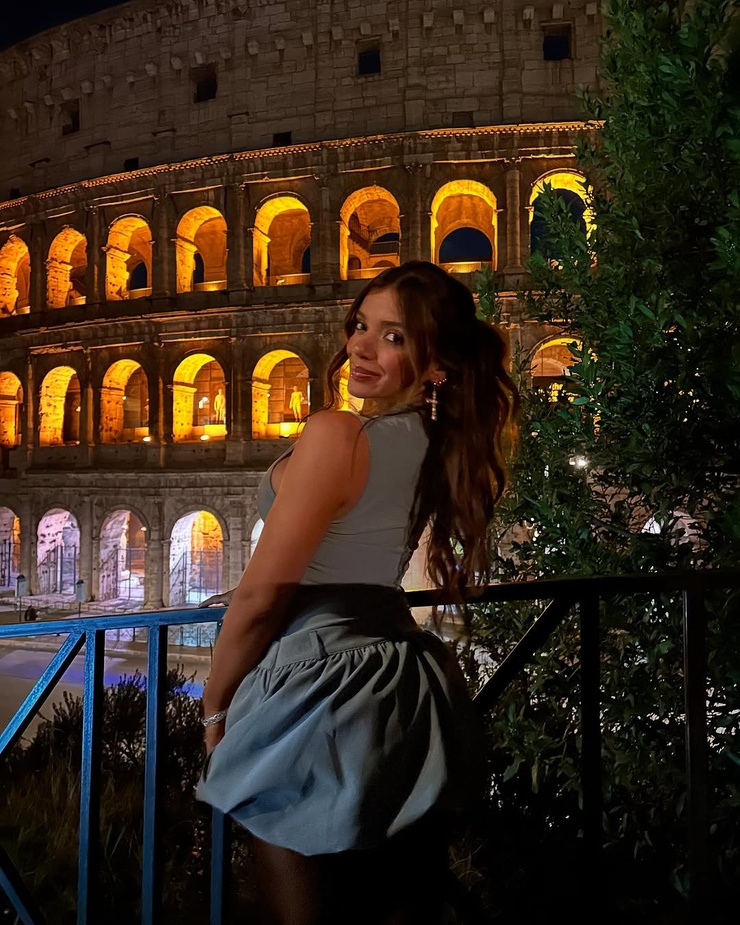 Image of Kayla Manousselis