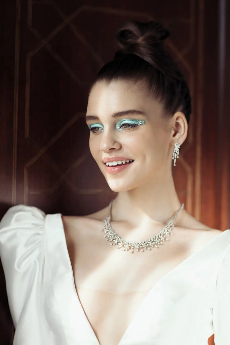 Arina Sarakvashina picture