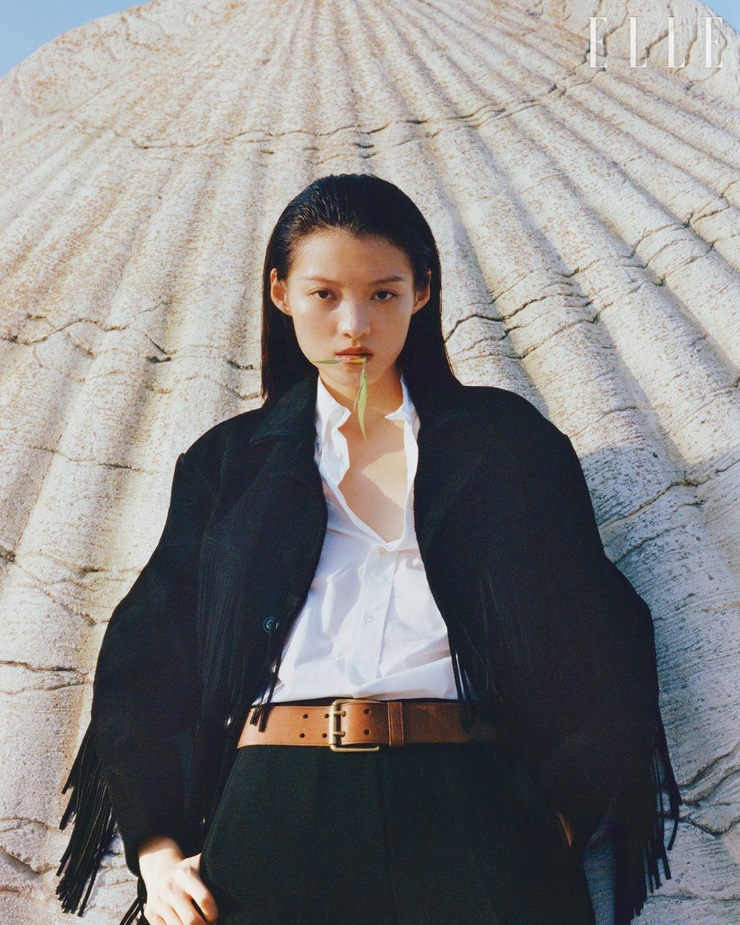 Picture of Li Ziqi (ii)