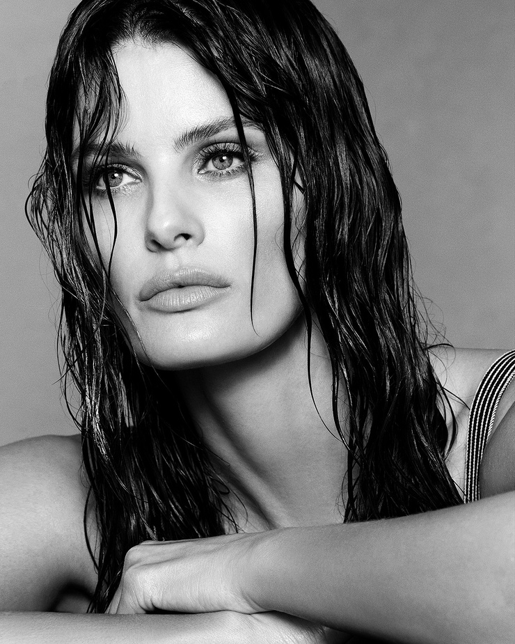 Picture of Isabeli Fontana
