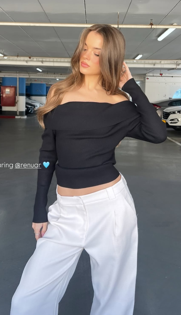 Anna Zak image
