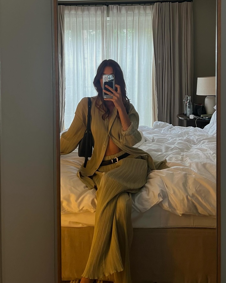 Picture of Cate Collins