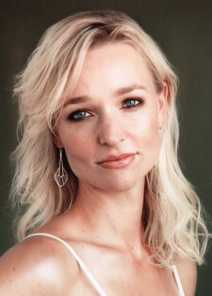 Picture of Kari Matchett