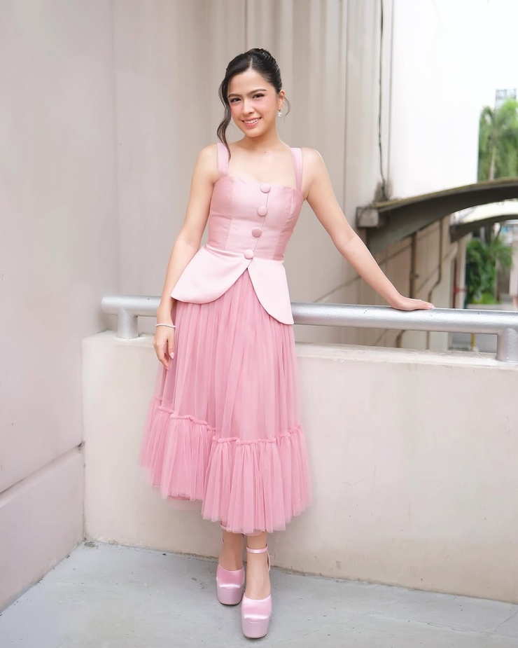 Picture of Alexa Ilacad